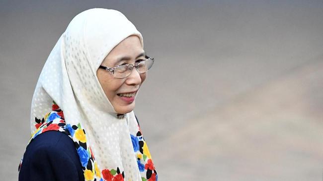 7 Fakta Wan Azizah First Lady Malaysia, Dokter Bedah yang Setia Bela ...