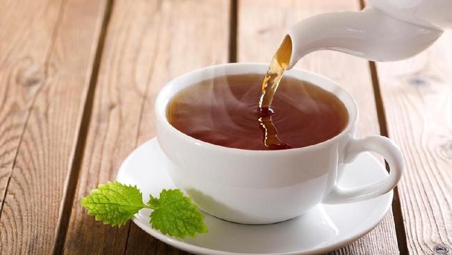 Penjelasan Ilmiah Kenapa Minum Teh Panas Berbahaya Bagi Kesehatan