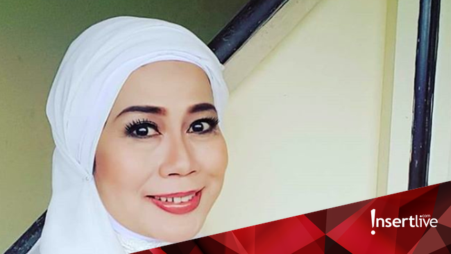 Perjalanan Hidup Dewi Yull Disebut Kena Kutukan hingga Dera Siagian Berhijab