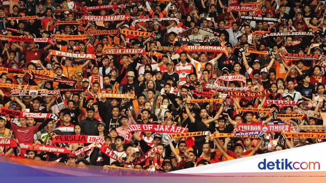 Suporter PSM Persilakan The Jak Datang ke Makassar