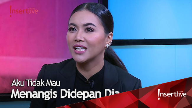 Jenguk Mantan Suami, Tangis Denada Pecah di Pelukan Jerry Aurum Jenguk Mantan Suami, Tangis Denada Pecah di Pelukan Jerry Aurum