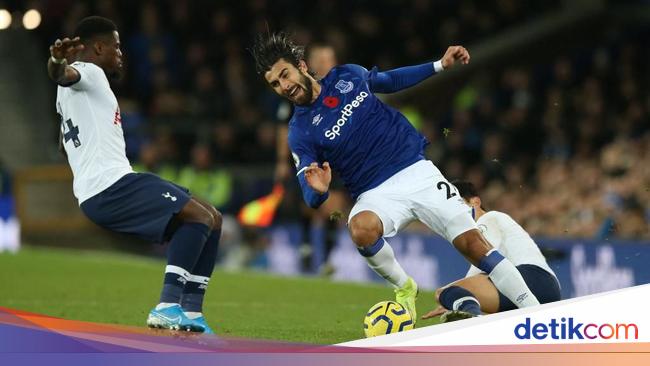 Sudah Keluar dari RS, Andre Gomes: Terima Kasih Dukungannya, Kawan-kawan!