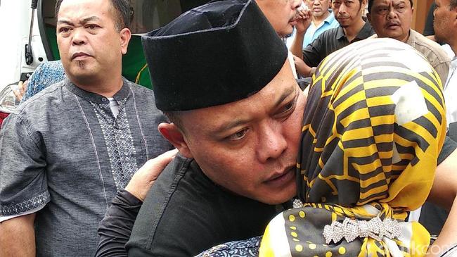 Doa Tulus Mantan Istri Sebelum Meninggal untuk Sule