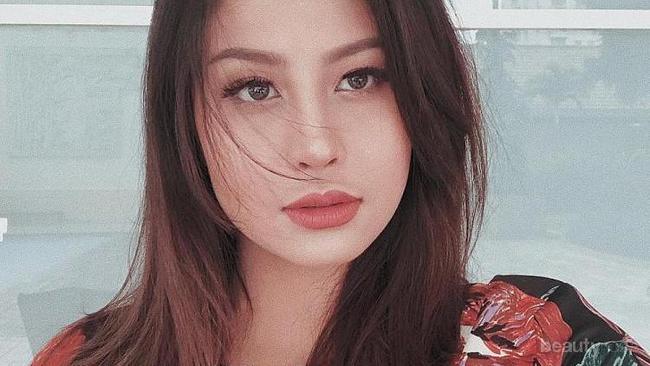 Beda Banget! Ini Dia Perubahan Tampilan Awkarin Dari Dulu Hingga Sekarang