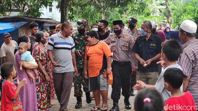 Kisah Haru Bocah Penjual Jalangkote, Di-bully hingga Akhirnya Dapat ... Kisah Haru Bocah Penjual Jalangkote, Di-bully hingga Akhirnya Dapat ...
