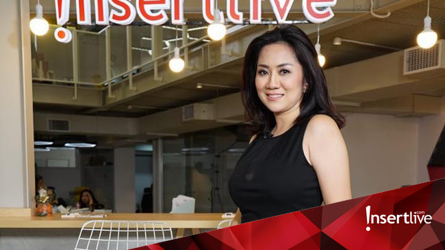 5 Pesona Seksi Tante Ernie yang Viral dan Pemersatu Bangsa - Foto 1