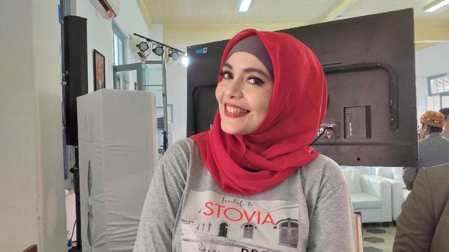 Pengalaman Pahit Lula Kamal Saat Kuliah di London Sambil Rawat Anak Sakit