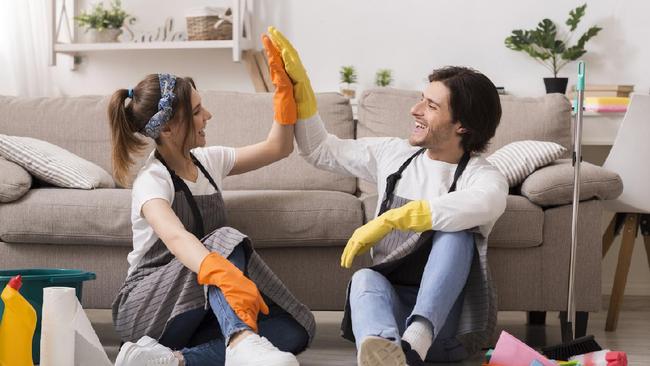 5 Tips Bersih-bersih Rumah Minimalis Saat Long Weekend