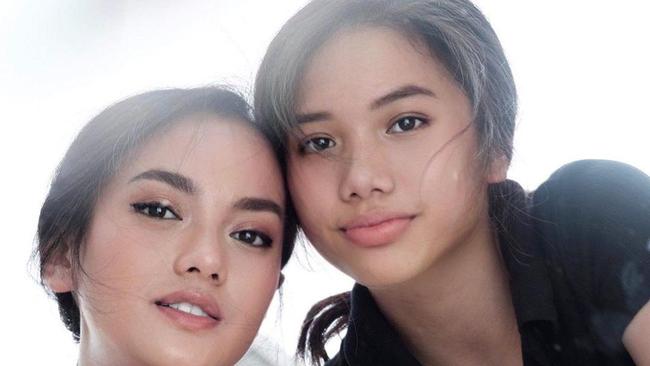 7 Potret Single Mom Ririn Ekawati & Putri Sulungnya yang Beranjak Remaja - Foto 1