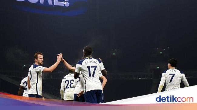 Kane: Gak Usah Peluk-pelukan Dulu, Cukup Tos Saja