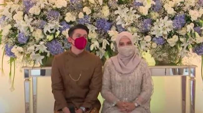 7 Bulanan Zaskia Sungkar, Pakai Adat Betawi hingga Tebak Kelamin Bayi