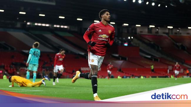 Marcus Rashford Sang Pengacak-acak Liverpool