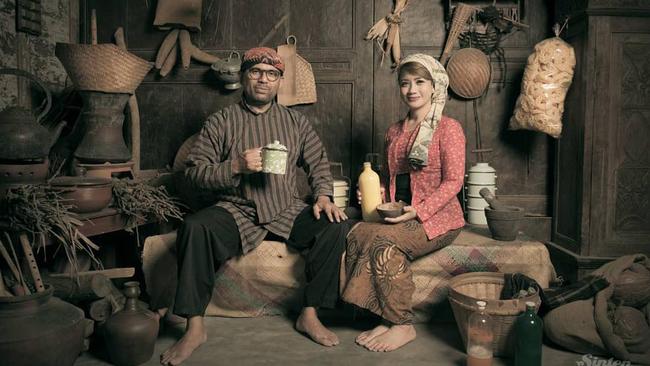 7 Potret Kenangan Manis Prita Laura dan Mendiang Suami, Mesra Traveling ...