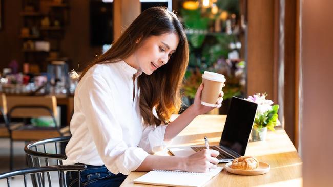 7 Manfaat Journaling Bagi Kesehatan Mental: Redakan Stres dan Kurangi ... 7 Manfaat Journaling Bagi Kesehatan Mental: Redakan Stres dan Kurangi ...