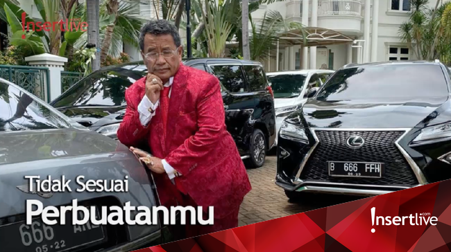 Unggah Foto Keluarga, Hotman Paris Sindir Masalah Hotma Sitompul?