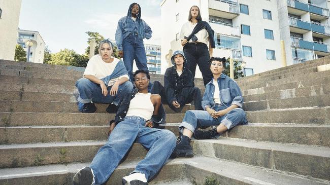 H&M Manfaatkan Kain Daur Ulang Jadi Koleksi Denim Ramah Lingkungan yang ...