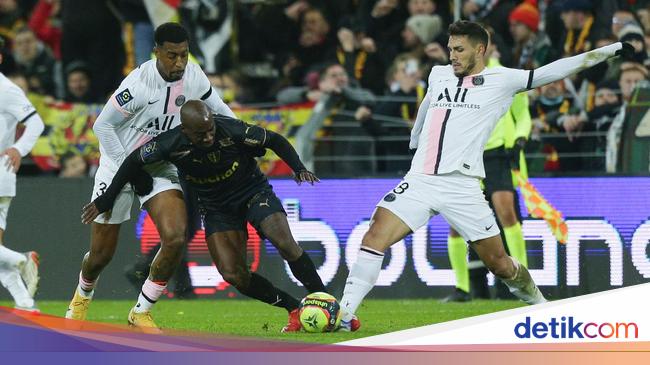 Lens Vs PSG: Wijnaldum Selamatkan Les Parisiens dari Kekalahan