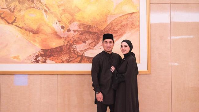 Kisah Istri Rizal Armada Mantap Mualaf, Sempat Mimpi Menyeberangi Jembatan