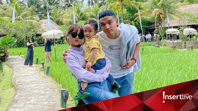 Intip 8 Potret Keseruan Fuji & Gala Liburan di Bali, Kulineran di Tepi ...