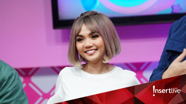 Terungkap, Begini Alasan Rina Nose Nggak Mau Punya Anak