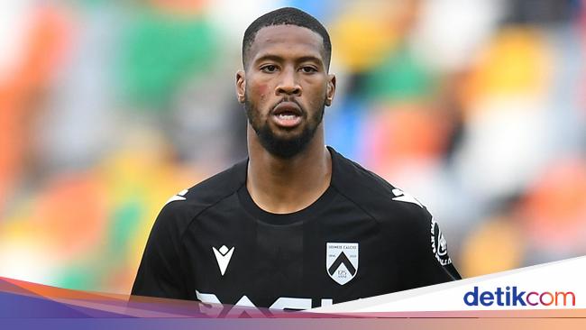 Kisah Beto, Mantan Pelayan KFC Jadi Bomber Udinese