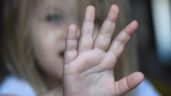 Viral Ibu Bikin Konten Lecehkan Anak dengan Iming-Iming Rp15 Juta, Ini ...