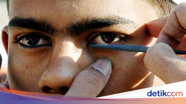 Bercelak, Sunnah Rasulullah SAW yang Ternyata Baik untuk Mata