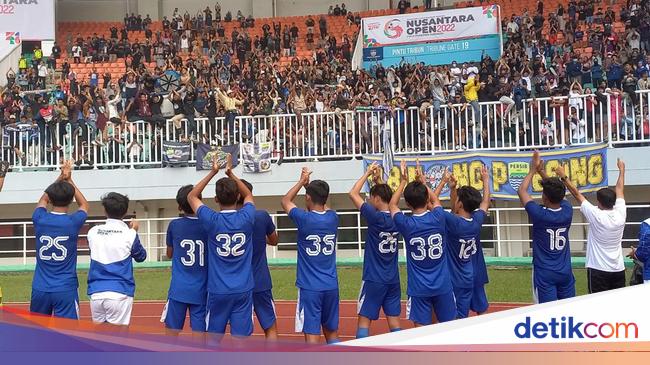 Tim Muda Persib Bandung Juara Nusantara Open 2022 Tim Muda Persib Bandung Juara Nusantara Open 2022