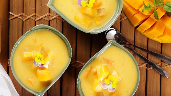 3 Resep Mango Sago Dessert Creamy Nikmat Berbahan Mangga