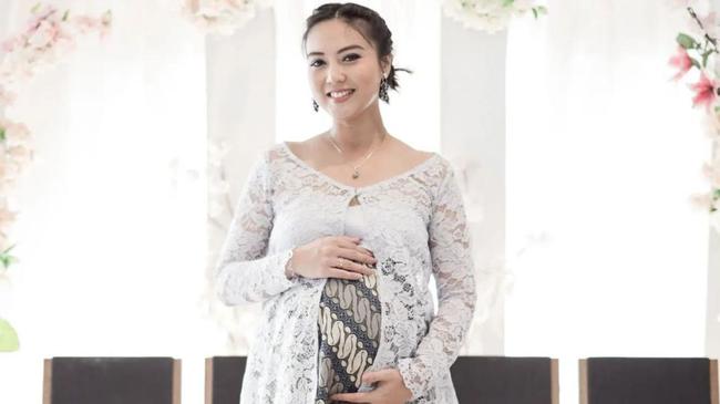 7 Potret Acara Mitoni 7 Bulanan Marissa Jeffryna, Jadi Pengalaman Tak ...