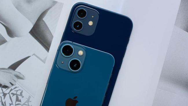 Kilas Balik Transformasi iPhone Pertama di 2007 hingga Terbaru iPhone ...