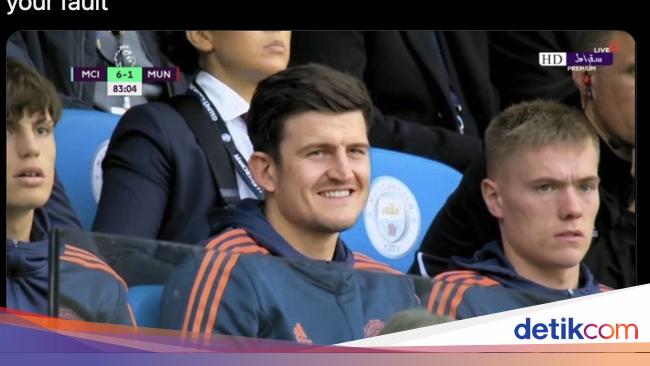 Meme Derby Manchester: MU Dilumat City, Harry Maguire Nyengir