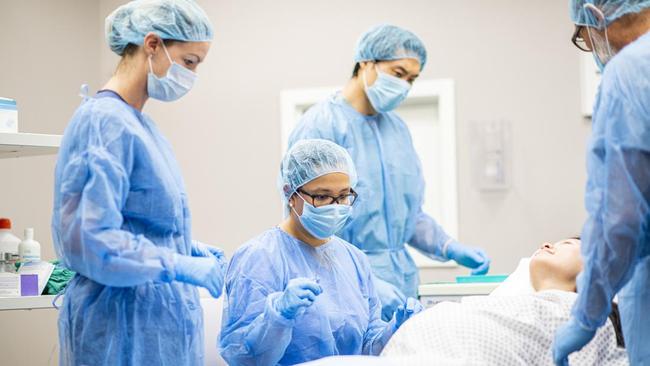 Mengenal Foley Bulb Induction, Prosedur Proses Induksi Balon & Fungsinya