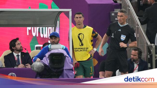 Unggahan Ronaldo Usai Dicadangkan Portugal
