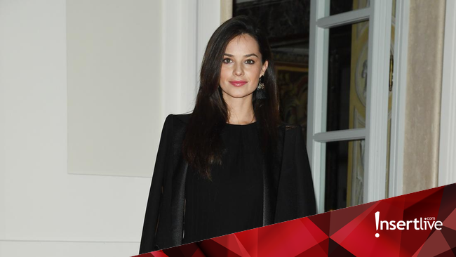 Biodata Katy Louise Saunders yang Diduga Pacar Baru Song Joong Ki