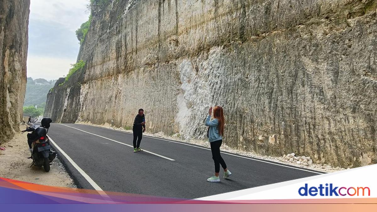 Pantai Tanah Barak, Surga Baru Tebing Estetik di Bali