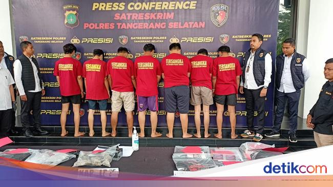 Polisi Ungkap Motif Oknum Suporter Persita Lempari Bus Persis Solo Polisi Ungkap Motif Oknum Suporter Persita Lempari Bus Persis Solo