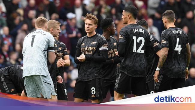 Arsenal Pede Lagi Usai 'Buka Puasa'