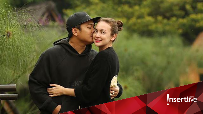 Disebut Berubah Usai Nikah, 8 Potret Harmonis Rianti Cartwright & Suami