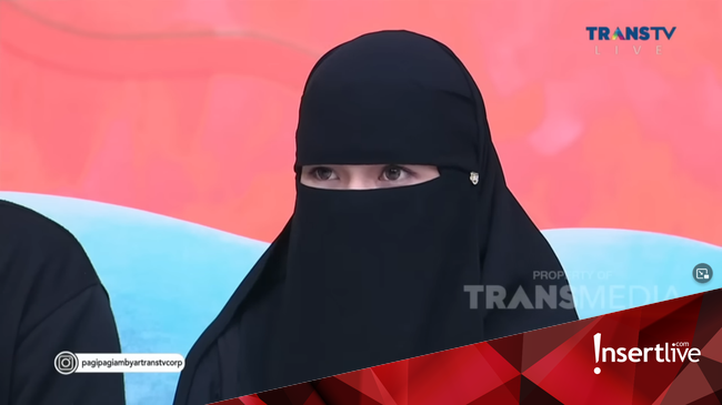 Dituding Syarifah Menyamar jadi Perempuan, Asib Ali Tegas Beri Bantahan Dituding Syarifah Menyamar jadi Perempuan, Asib Ali Tegas Beri Bantahan