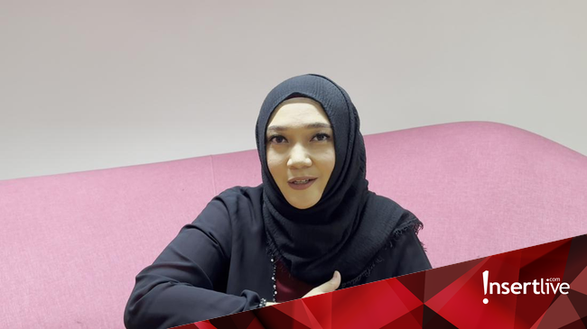 Sulis dan Suami ternyata 3 Tahun Numpang Tinggal di Rumah Ortu ...