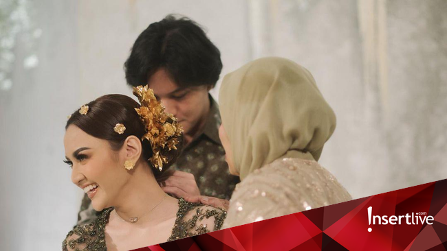 7 Foto Lamaran Rizky Febian dan Mahalini yang Bernuansa Hijau Army