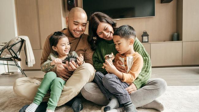 7 Cara Menghadapi Anak Generasi Alpha Bagi Orang Tua Milenial