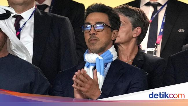 Setelah 13 Tahun, Syekh Mansour Nonton Man City Lagi di Stadion