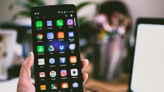 Mirip Samsung Galaxy, Korea Utara Bikin Ponsel 'Samtaesong 8'!