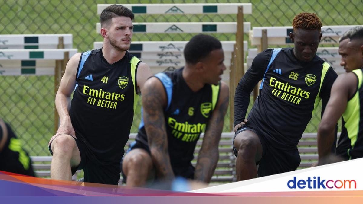 Rooney: Declan Rice Bisa Jadi Kapten Arsenal
