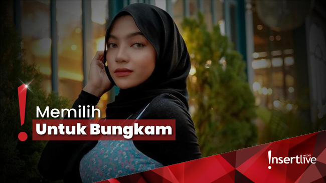 Oklin Fia Tertunduk Lesu Jalani Pemeriksaan Kasus Konten Jilat Es Krim