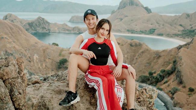 7 Potret Cinta Laura dan Kekasih Mulai Go Public, Apakah Sesuai ...