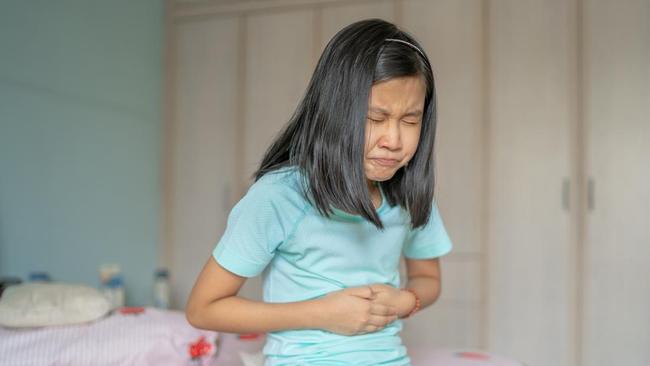 7 Ciri-ciri Usus Buntu pada Anak, Cara Mengobati dan Mengatasinya