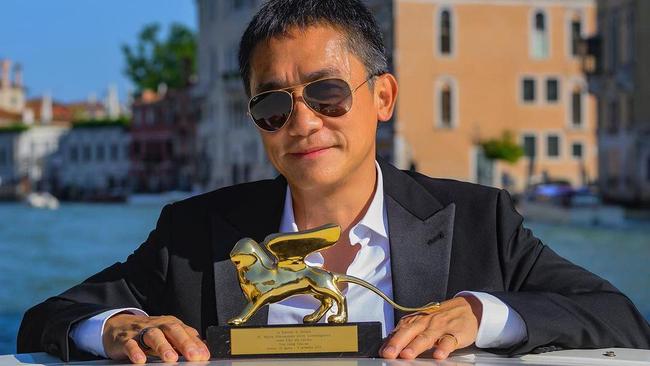 Tangis Tony Leung Raih Penghargaan di Venice Film Festival, Ucap Terima ...